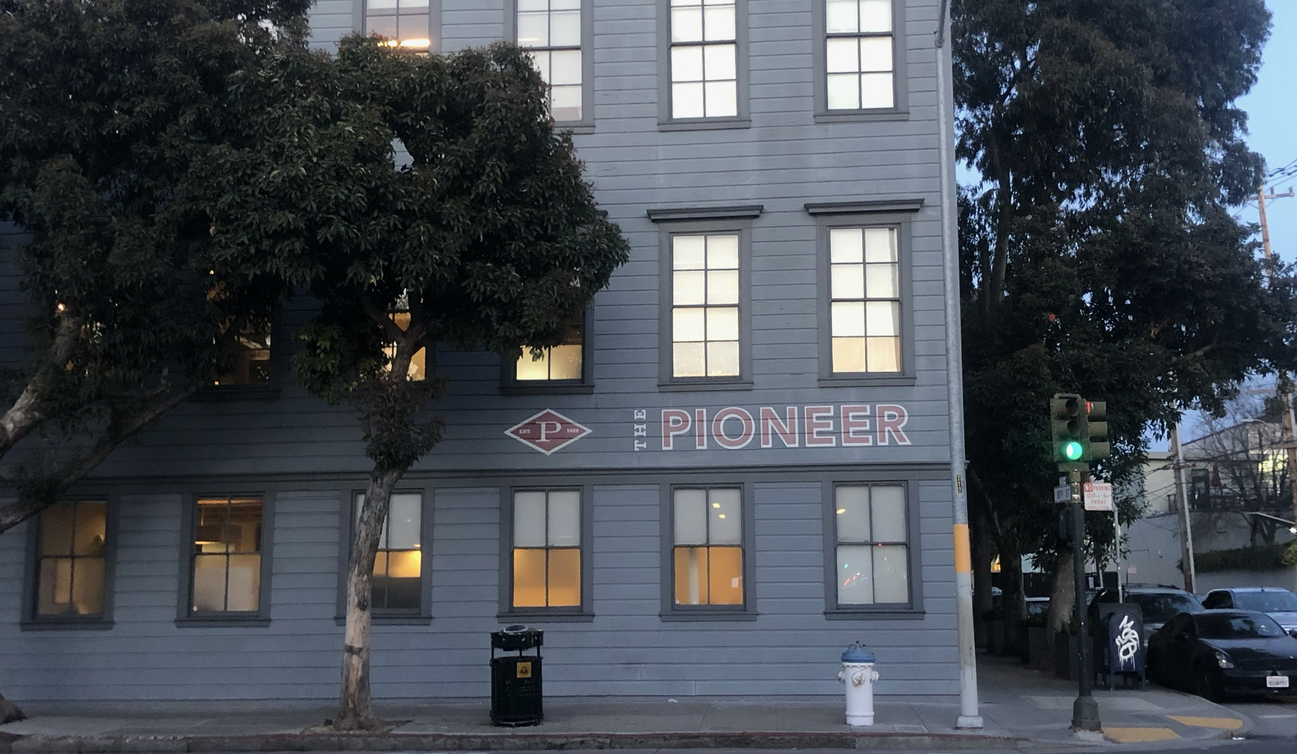 Pioneer Communities: Imagining ComAI and its possible futures (ComAI P1 ...